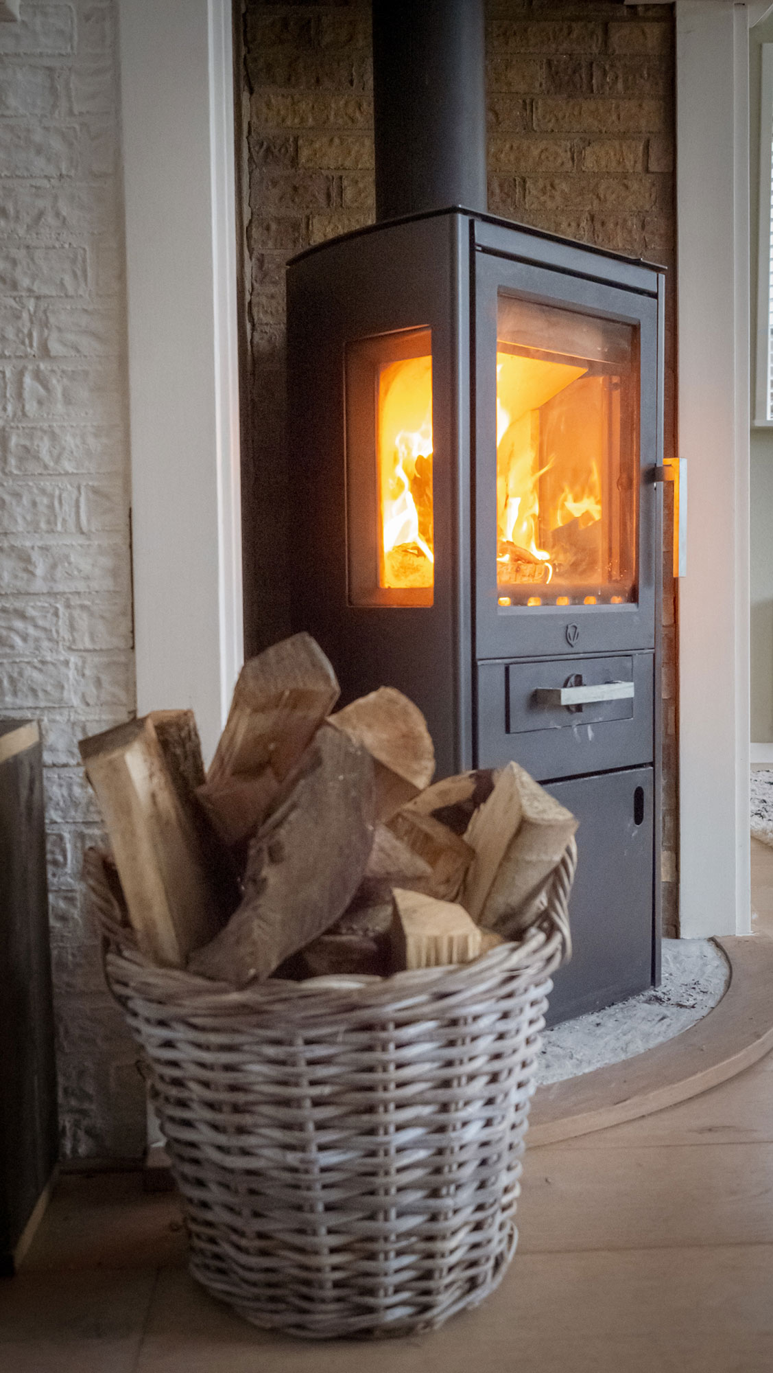 Firewood Pricing - Kiln Dried Logs For Sale - Logs U Like